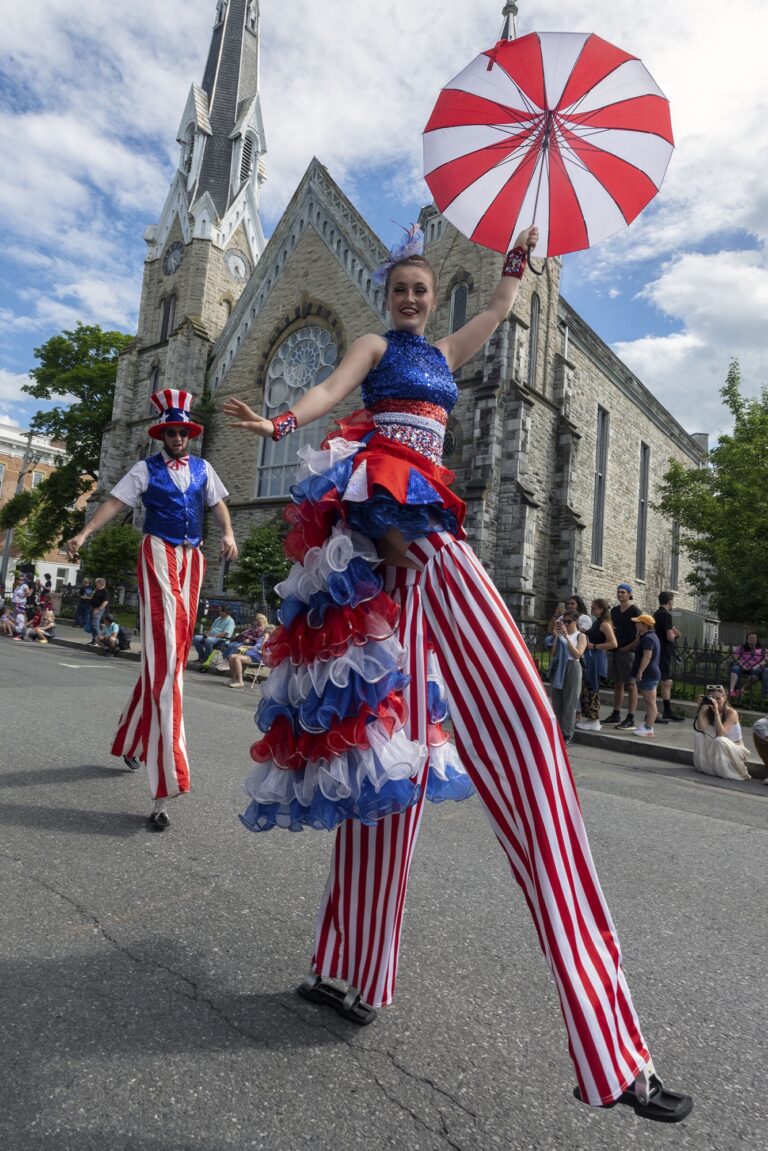 Parade Entertainment for Hire | Stilt Walkers | Wing Dancers